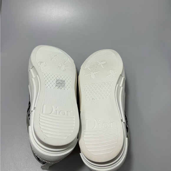 Dior | Shoes | Dior B23 Low Top Sneakers Logo Oblique White Black Mens Eu 46us 3 | Poshmark